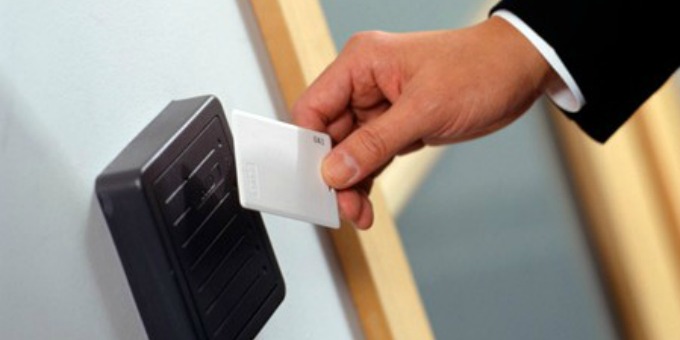Falsa timbratura cartellino: legittimo il licenziamento senza preavviso ...